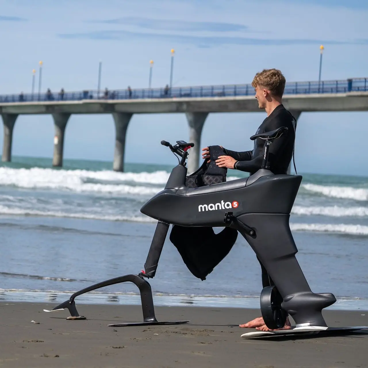 6 Potret Sepeda yang Bisa Gowes di Atas Air, Netizen: Siap Mengarungi ...
