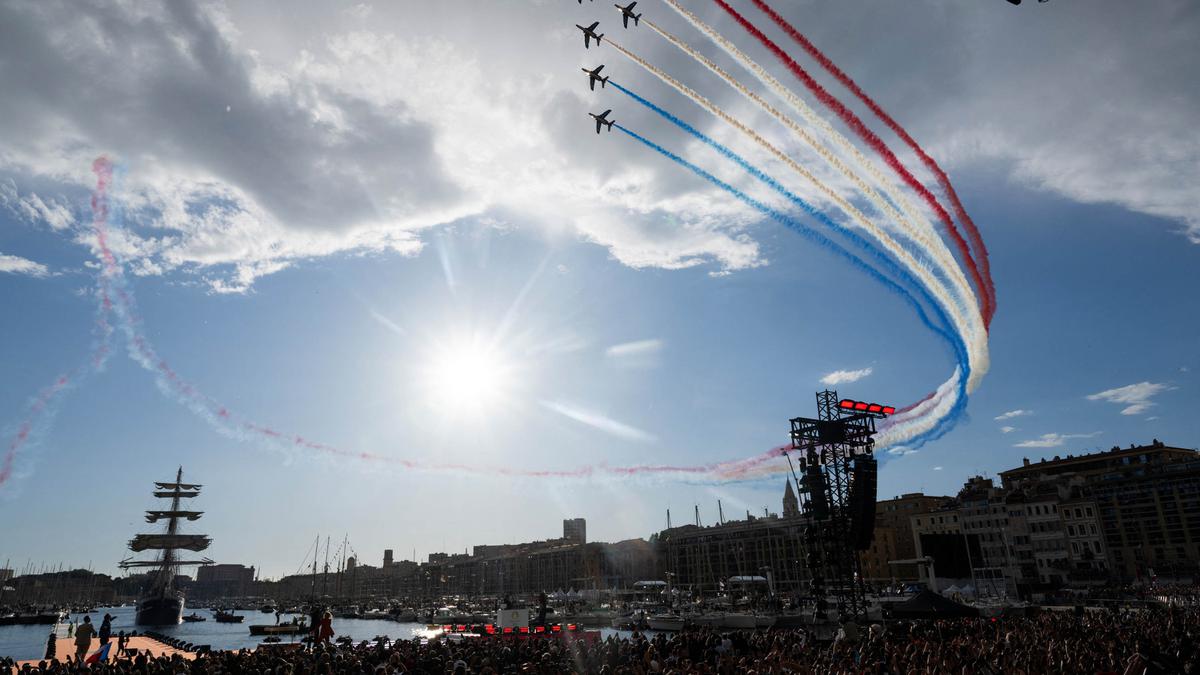 Kemeriahan Penyambutan Kedatangan Api Olimpiade 2024 Paris