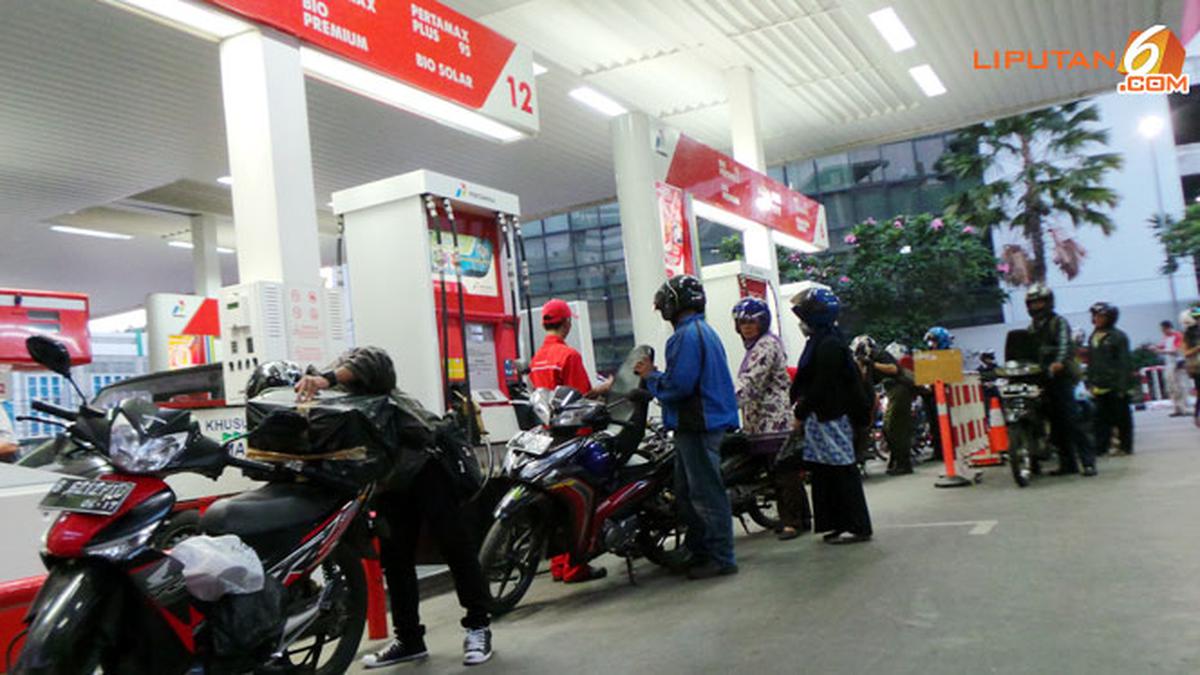 Beli BBM Subsidi Bisa Pakai Kartu Debit