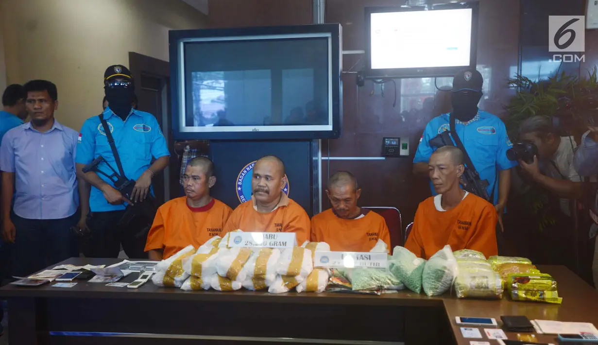 FOTO: BNN Ungkap Penyelundupan Narkoba dari Malaysia ke Kalimantan ...