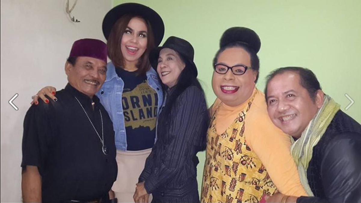 Sebelum Meninggal Dunia, Ade Juwita Minta Sahabat Lakukan Ini - ShowBiz ...