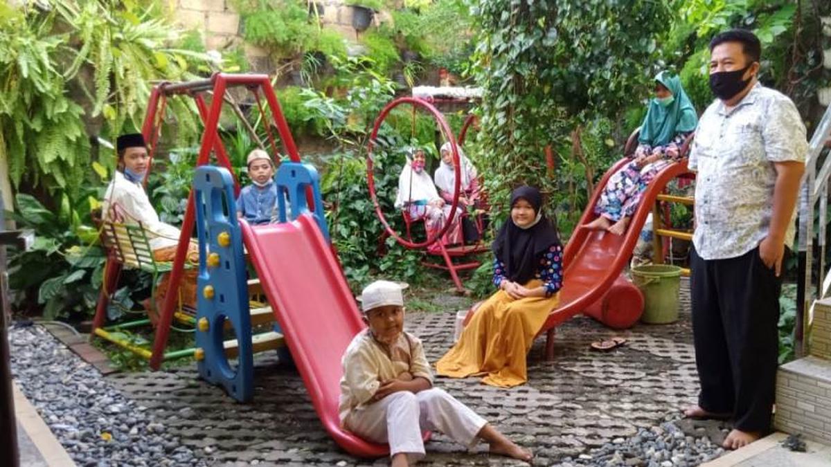 Terapi Tertawa Jadi Solusi Hadapi Pandemi