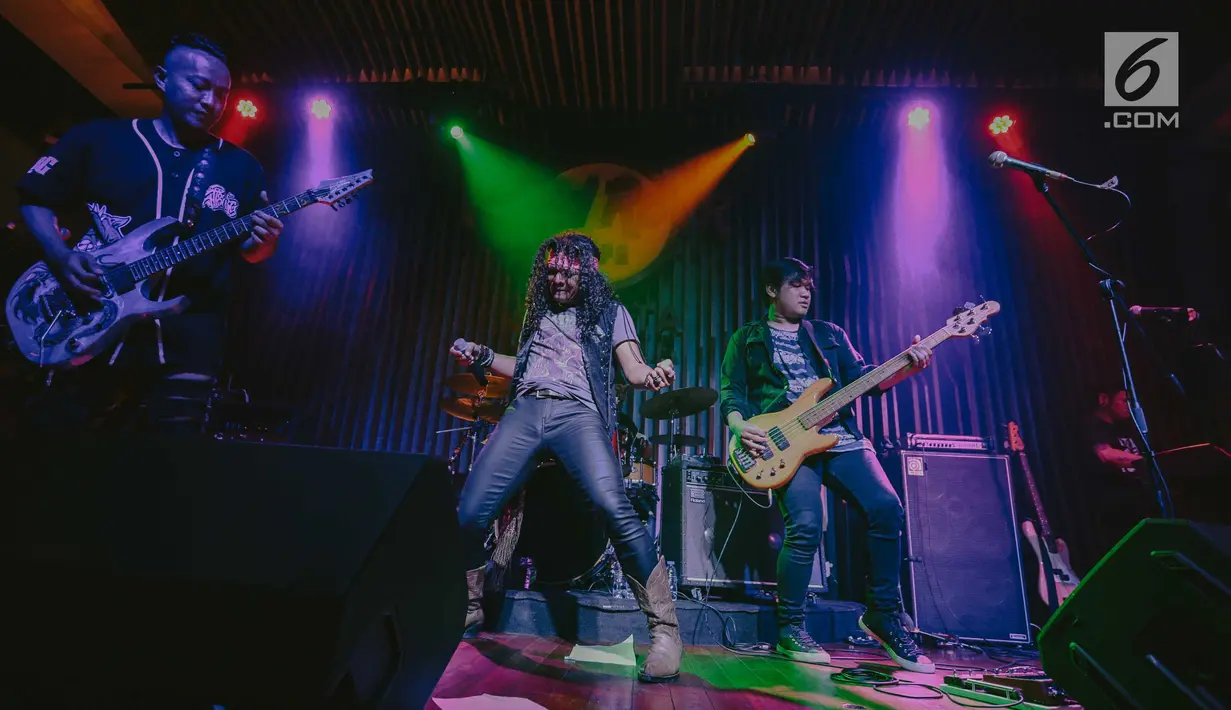 FOTO: Sejumlah Musikus Indonesia Pemanasan Jelang Konser Guns N Roses ...