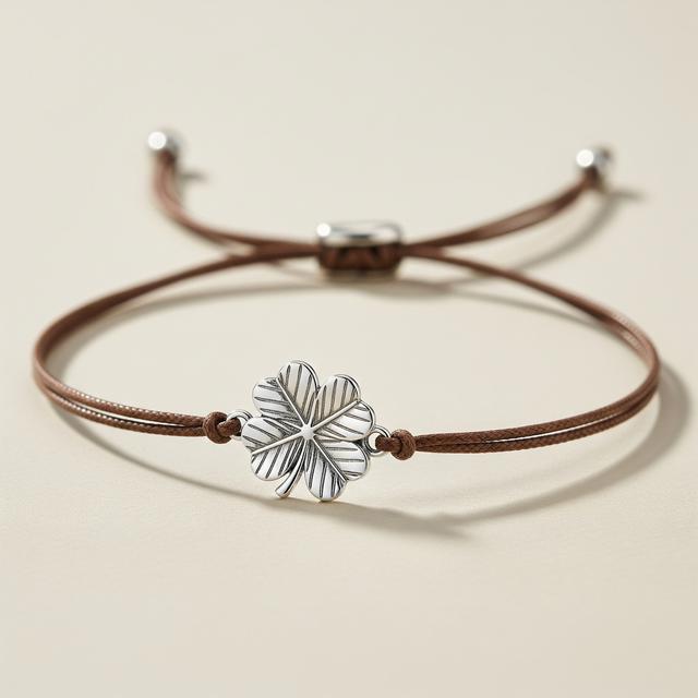 9 Model Gelang Clover, Mulai dari Sentuhan Emas hingga Gaya Layering