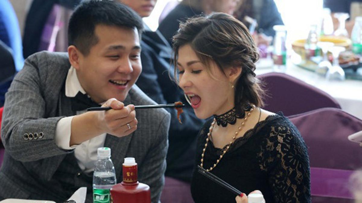 Gadis Rusia Nikahi Pria Sederhana Cinta Tulus Tak Pandang Harta