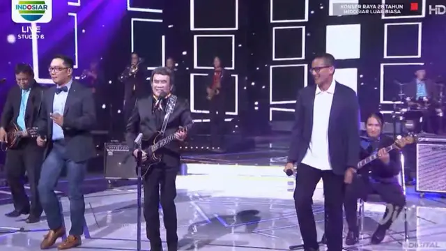 Ridwan Kamil dan Sandiaga Uno Berdangdut Bareng Rhoma Irama di Atas Panggung HUT Indosiar ke-28 ...