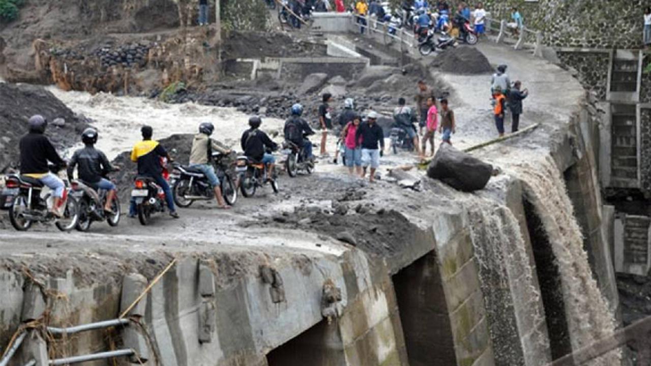 Dilema Penambangan Pasir di Merapi