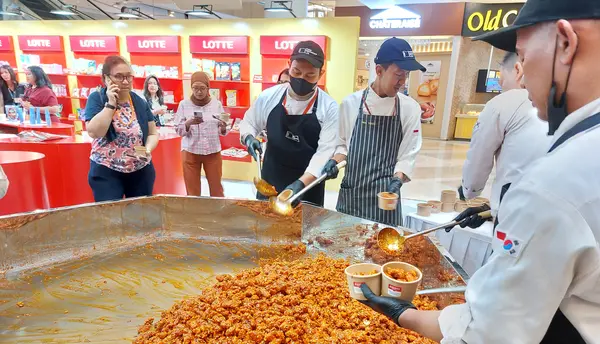 Profil Quinn Salman, Pengisi Suara Meri dalam Film Jumbo - Citizen6 ...