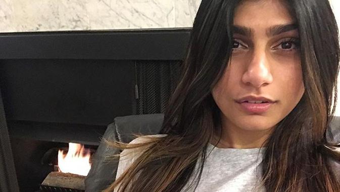 Mia Khalifa Berhenti Main Film Panas Setelah Diancam ISIS - ShowBiz Liputan6.com