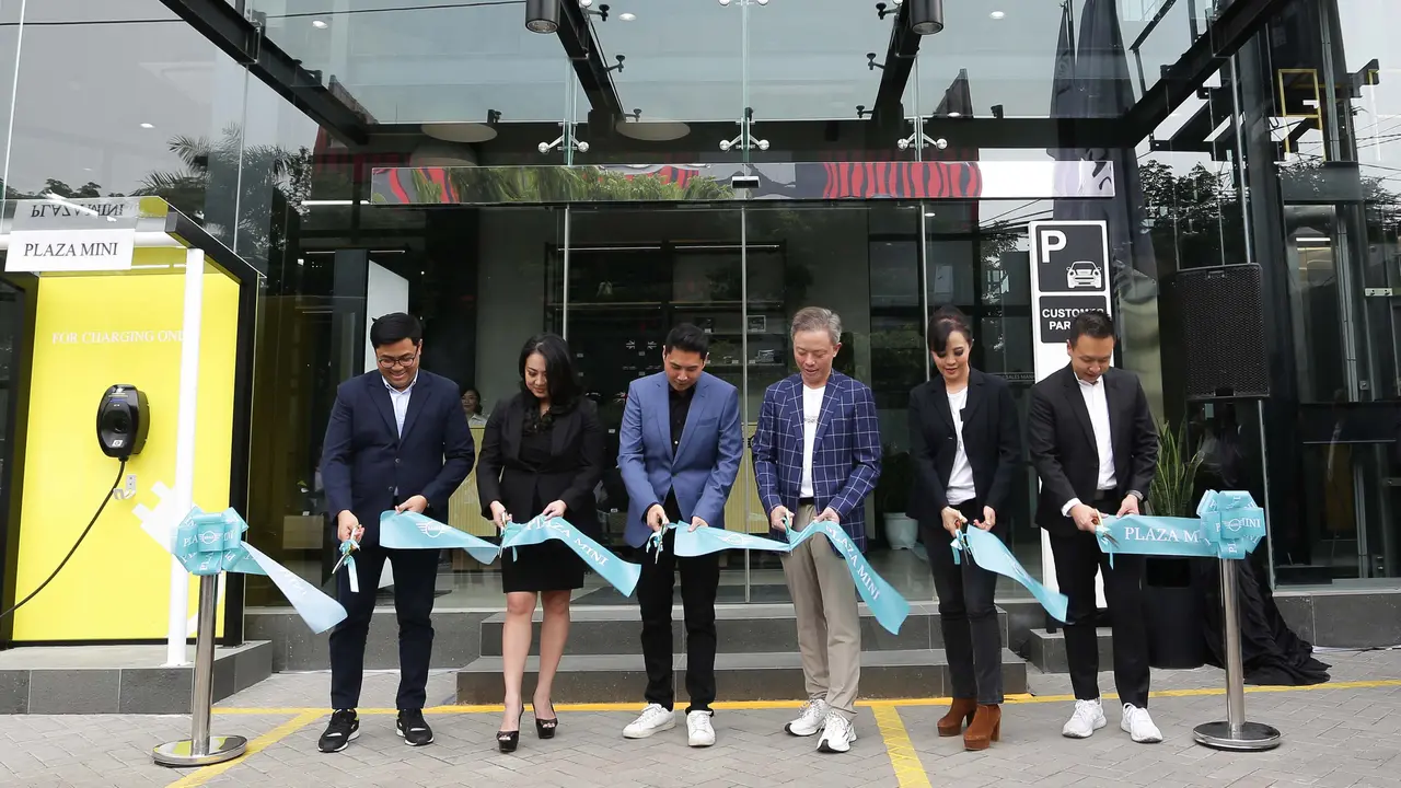 Showroom MINI dengan Konsep Retail Next Pertama di Indonesia - On Off ...