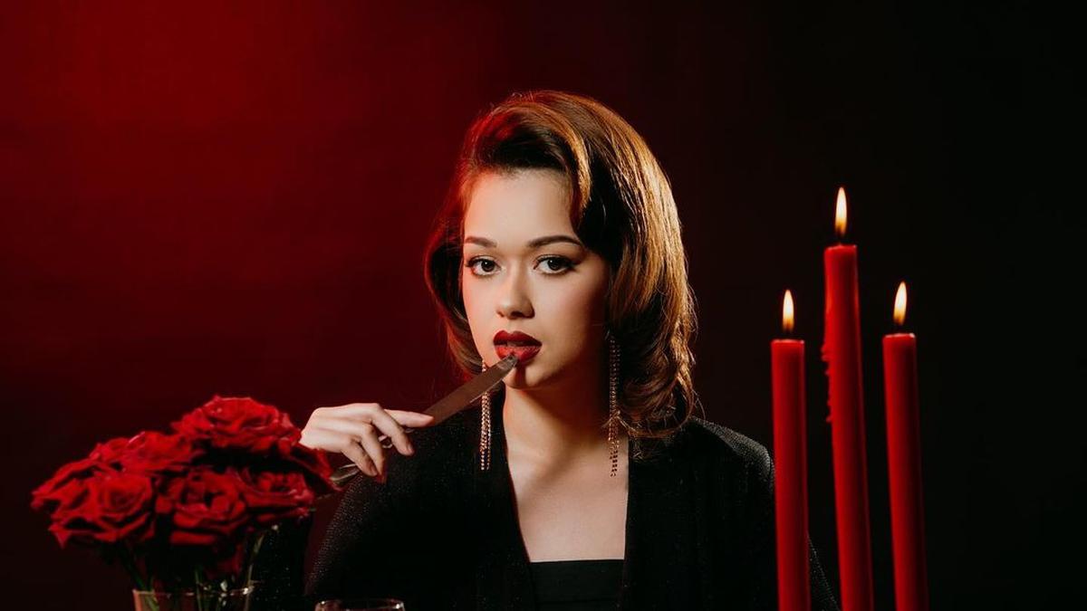 6 Potret Rebecca Klopper dengan Makeup Bold, Tampil Glam dan Elegan ala ...