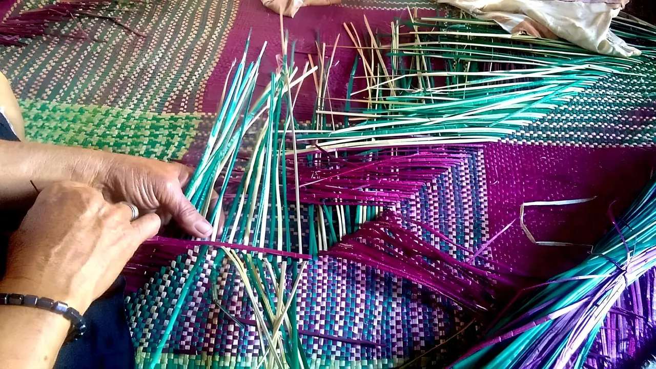 Cara Membuat Anyaman Sederhana, Panduan Praktis dari Persiapan hingga ...