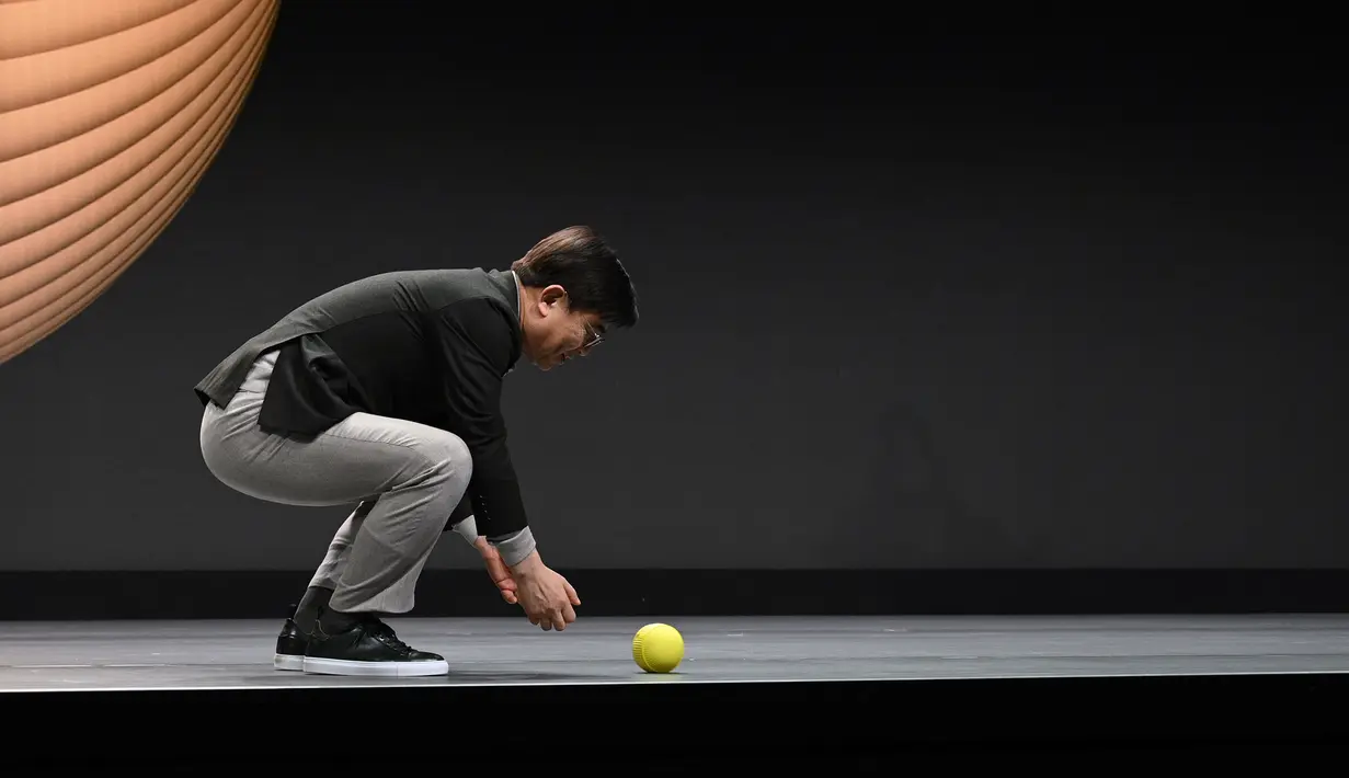 FOTO: Robot - Robot Unik Dipamerkan di CES 2020 - Foto Liputan6.com