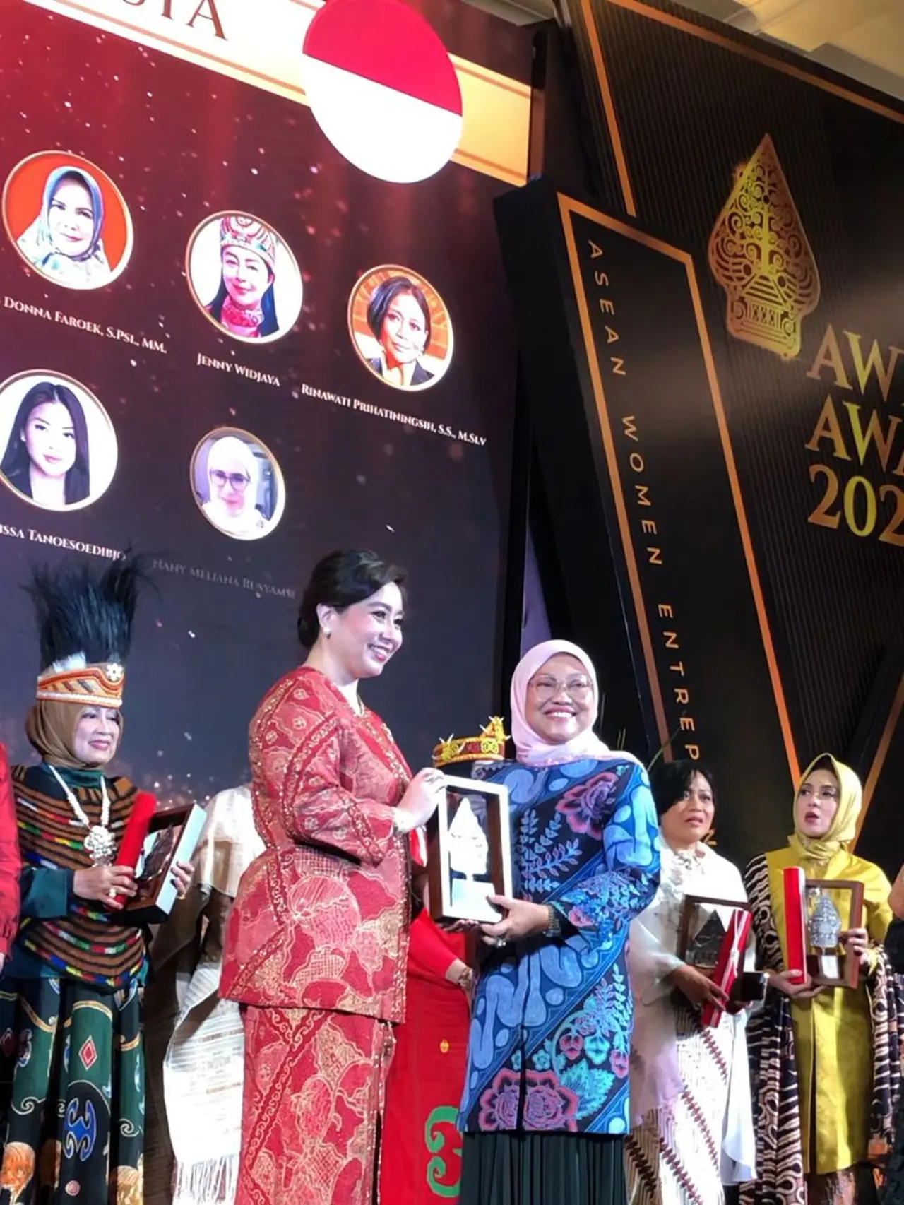 Wulan Tilaar Raih Penghargaan ASEAN Outstanding Women Entrepreneur di ...