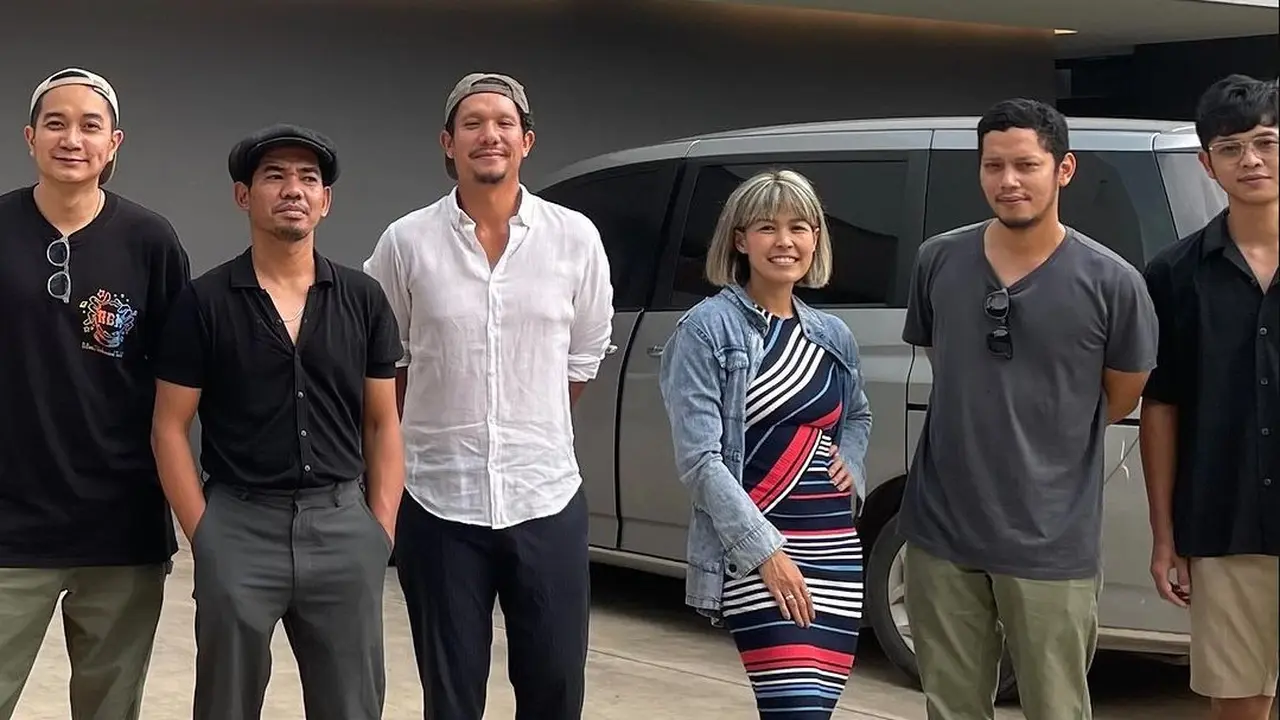 Maliq & D'Essentials Akan Manggung dengan Pemandangan Kota yang ...