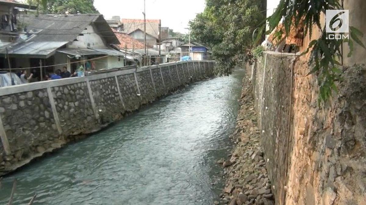 VIDEO: Lepas Pengamatan Orangtua, Balita Tewas Tenggelam - Regional ...