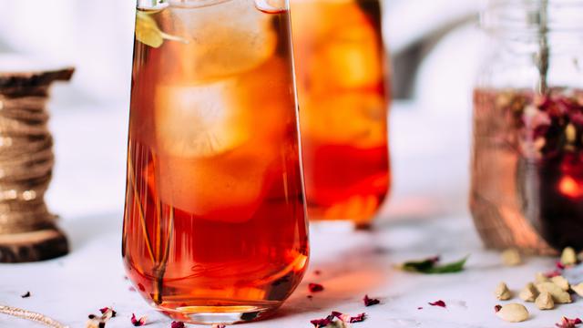 Resep Teh Manis Segar, Nikmat untuk Semua Suasana - Feeds Liputan6.com