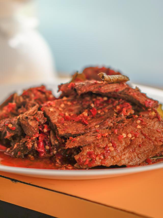 5 Resep Dendeng Sapi Balado khas Padang, Empuk, Enak, dan Tahan Lama