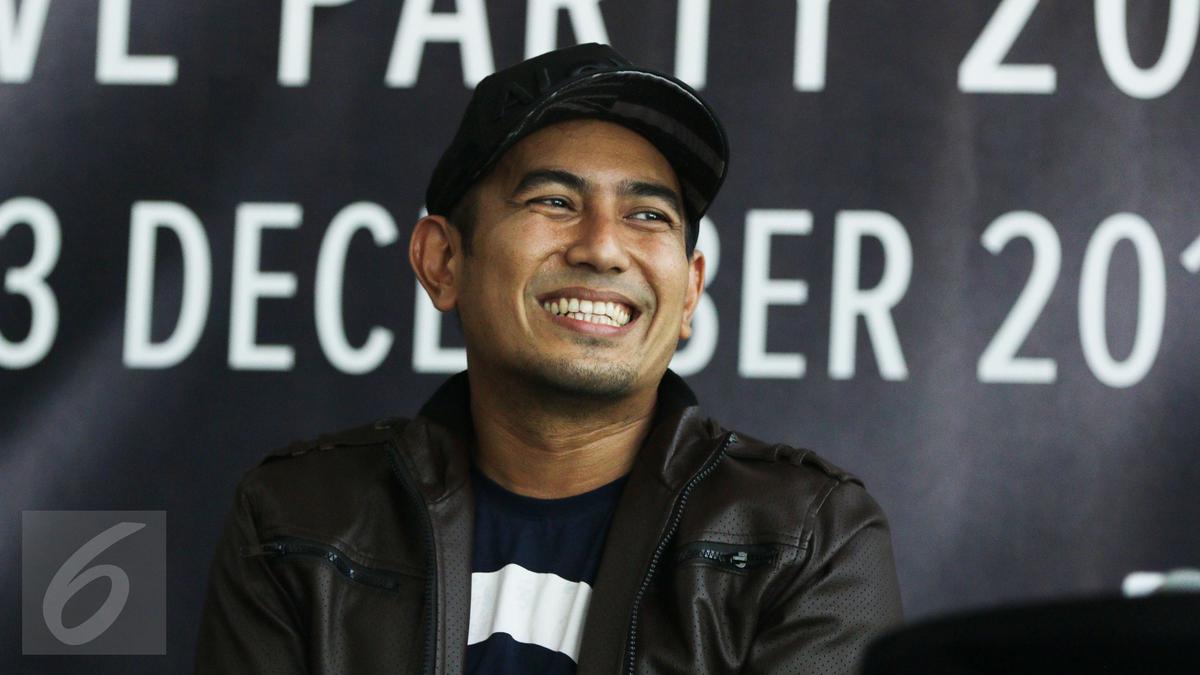 Pindah ke Yogyakarta, Begini Nasib Karier Musik Rio Febrian - ShowBiz ...