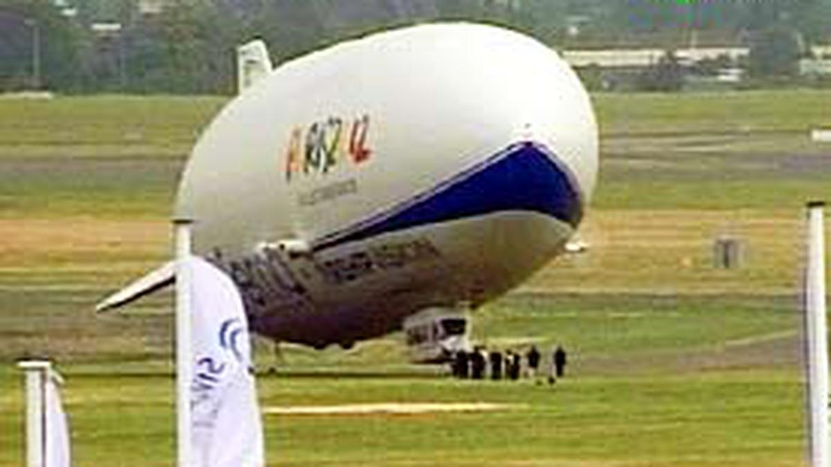 Pesawat Pemantau Zeppelin, Primadona Paris Air Show