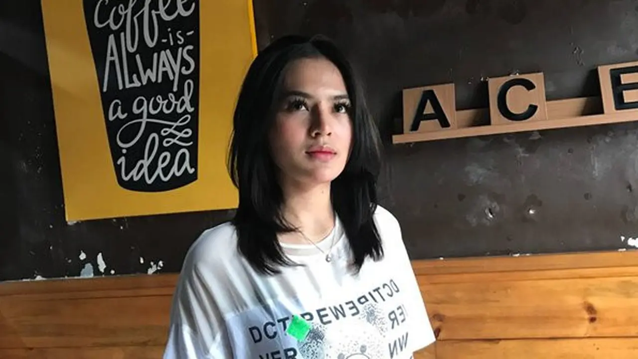 Hotman Paris Bongkar Siapa Sebenarnya Iqlima Kim Mantan Asisten ...