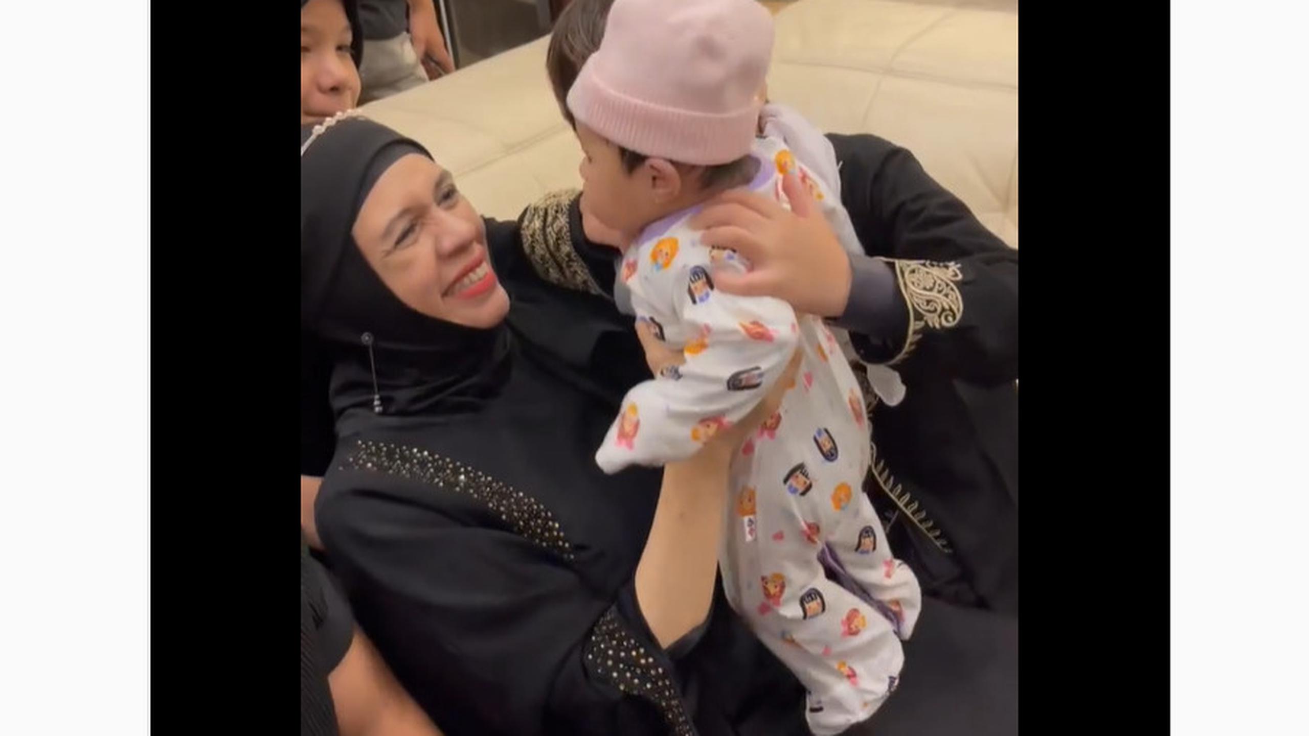 Pulang ke Jakarta Setelah 3 Tahun, Gen Halilintar Bertemu Baby Ameena ...