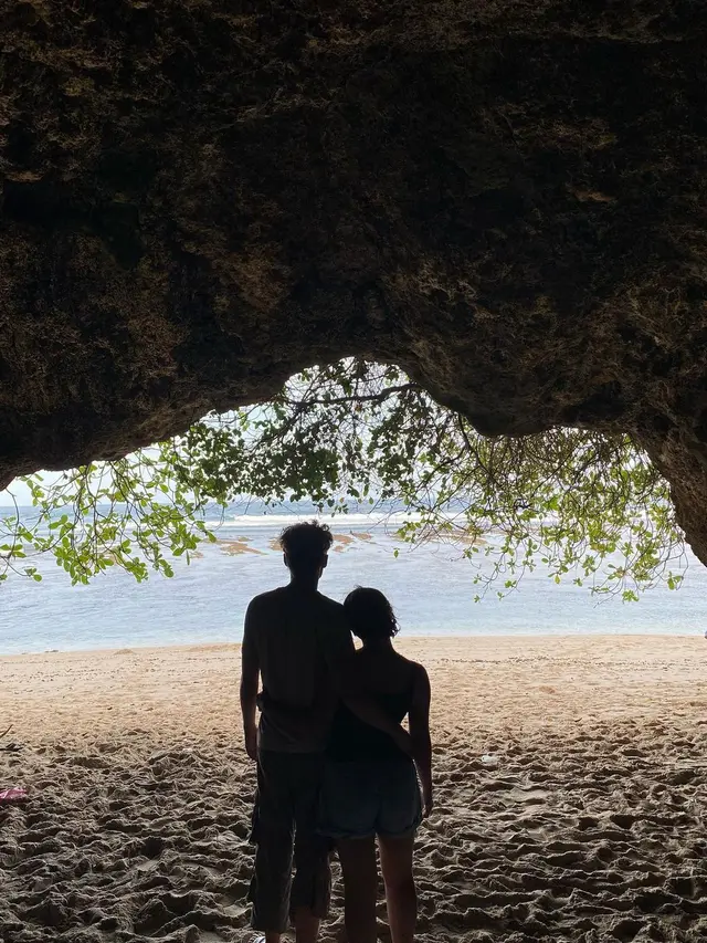 7 Potret Cinta Kuya di Bali Saat Libur Kuliah, Perdana Ajak Pacar Bule ...