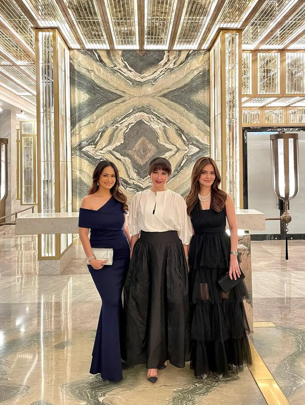 6 Potret Gaya Kompaknya Bestie Ersa Mayori dan Cut Tari yang Sering Dibilang Kembar Saking ...