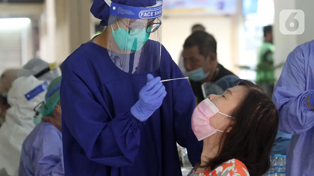 Perbedaan Swab Antigen Nasofaring dan Nasal - Health Liputan6.com