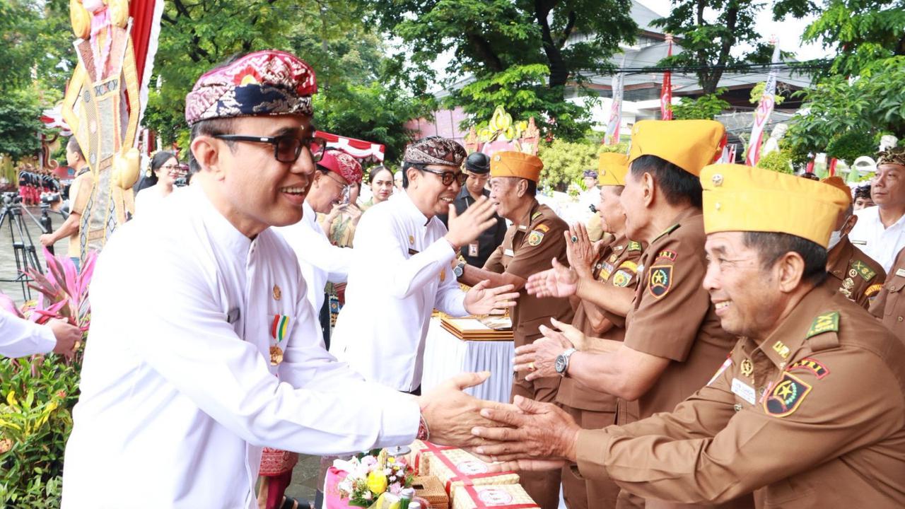 Apel Peringatan HUT ke-238 Kota Denpasar, Wali Kota Ajak Perkuat ...