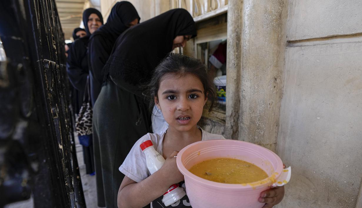 Ramadhan, Masjid Abdul Qadir al Gailani di Irak Bagikan Makanan Gratis ...