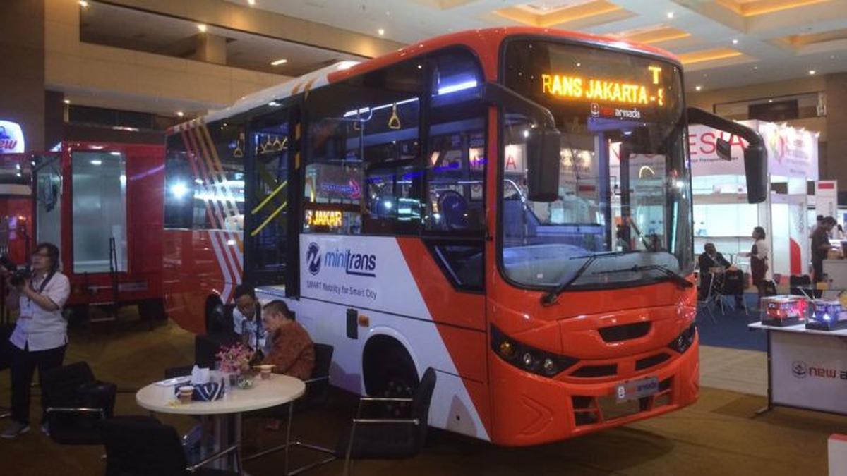 Semarak Pameran Aksesoris, Bus dan Industri Otomotif 2017 - Otomotif ...