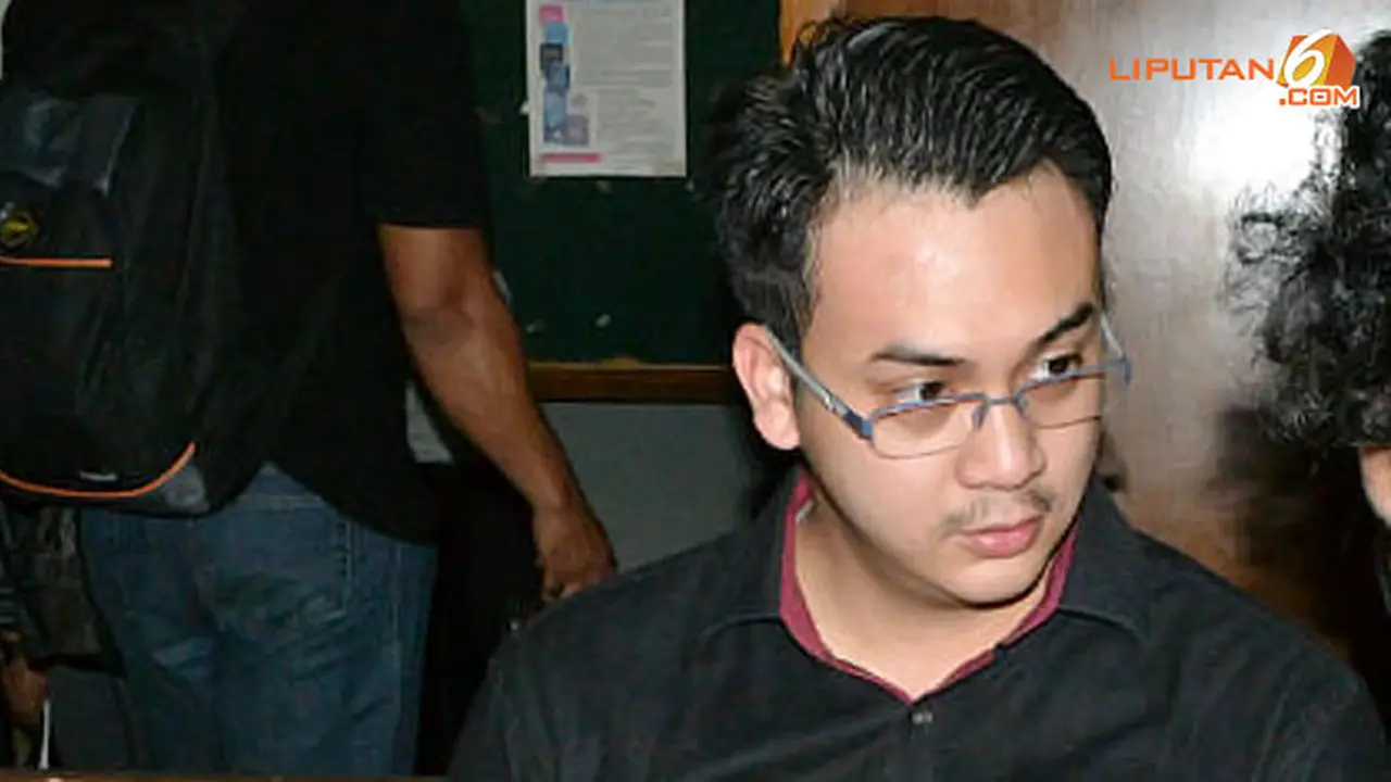 Jaksa Susun Tuntutan, Dimas Andrean Buktikan Tak Bersalah - ShowBiz Liputan6.com