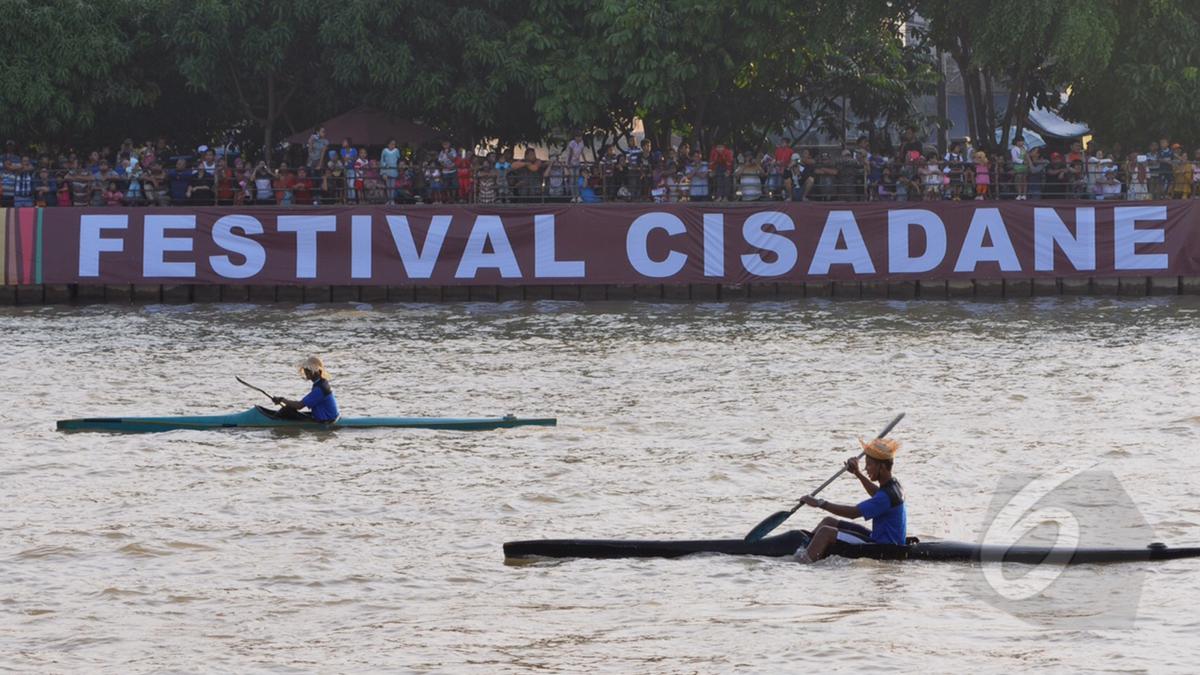 Atraksi Puluhan Perahu di Festival Cisadane 2015 - Foto Liputan6.com