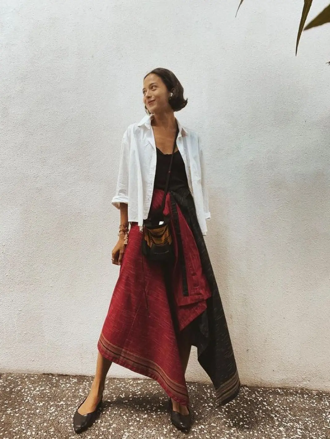 7 Potret Gaya Putri Marino yang Gemar Berkain, Tetap Terlihat Stylish ...