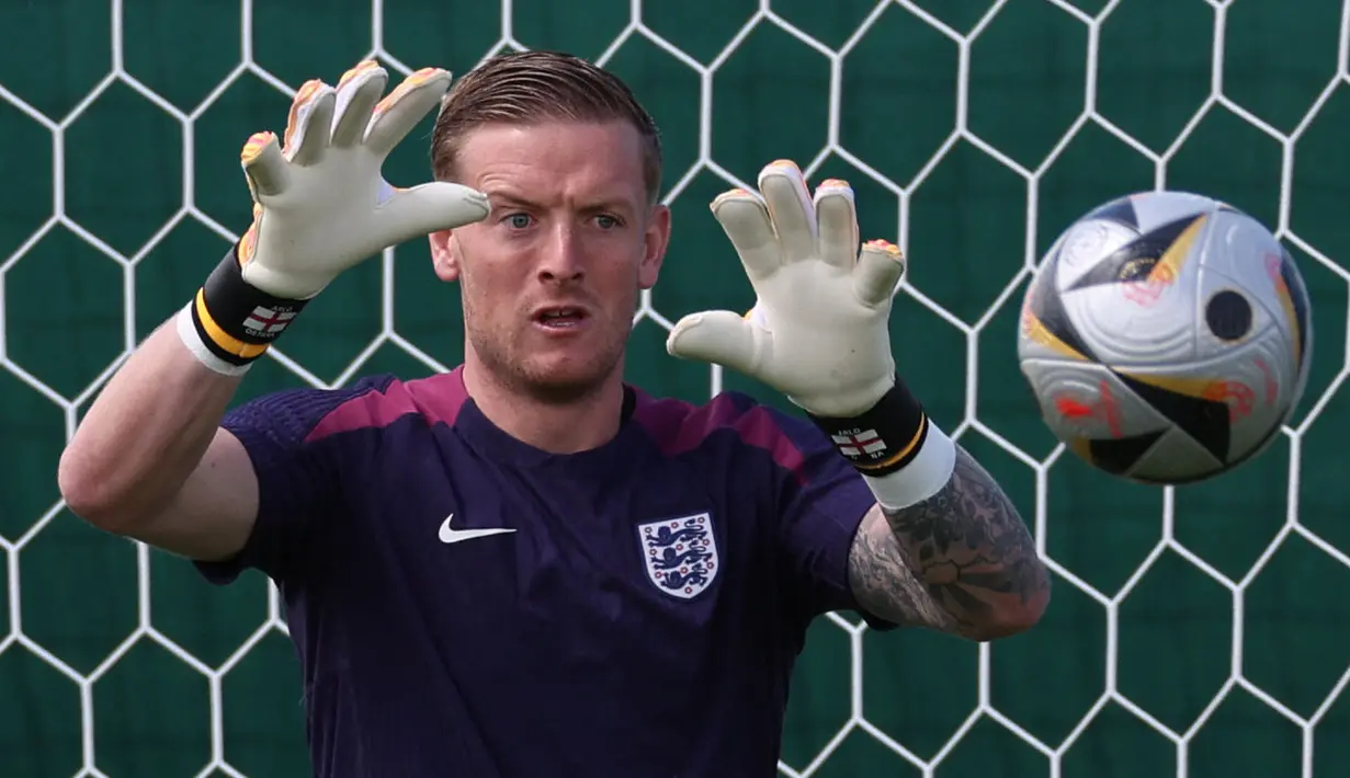 Foto: Mengintip Latihan Timnas Inggris Jelang Final Euro 2024 - Piala ...