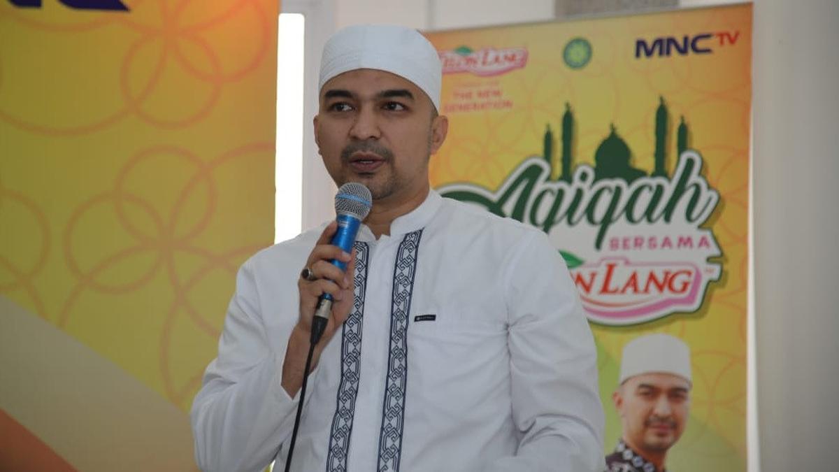 Presenter David Chalik Daftarkan Diri Maju di Pilkada Bukit Tinggi ...