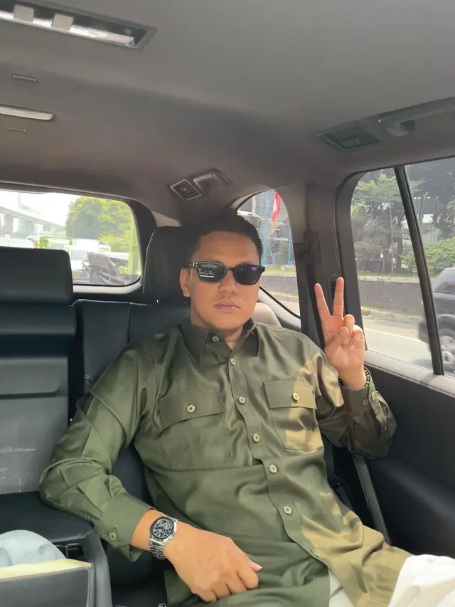 Selebgram Arief Muhammad Kini Jabat Chief Tamvan Officer Produk Minuman ...