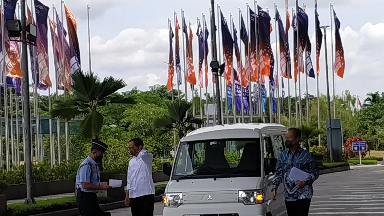 Lobi Jaringan Hotel Marriott Indonesia Kini Dilengkapi Stasiun ...