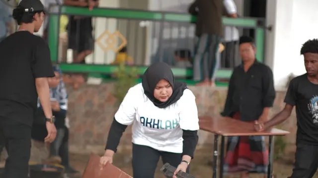 Sobat Aksi Ramadan 2025: 53 Relawan Pertamina Group Gotong-Toyong Bersihkan Masjid di Sorong ...