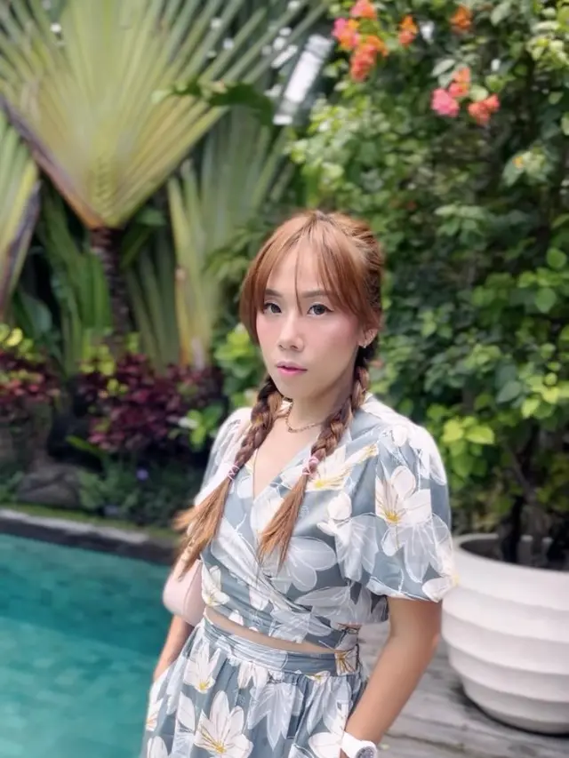 Cherly Juno Nikmati Peran Istri dan Ibu, Bikin Bekal Roti Anak Sekolah Hingga Tumis Sayur untuk ...