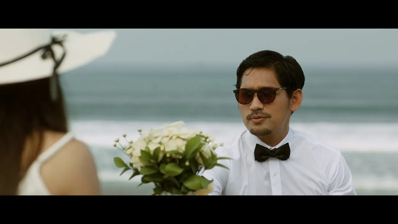 6 Fakta Film Crazy Stupid Love: Susan Sameh Pertama Naik Bus Malam ...