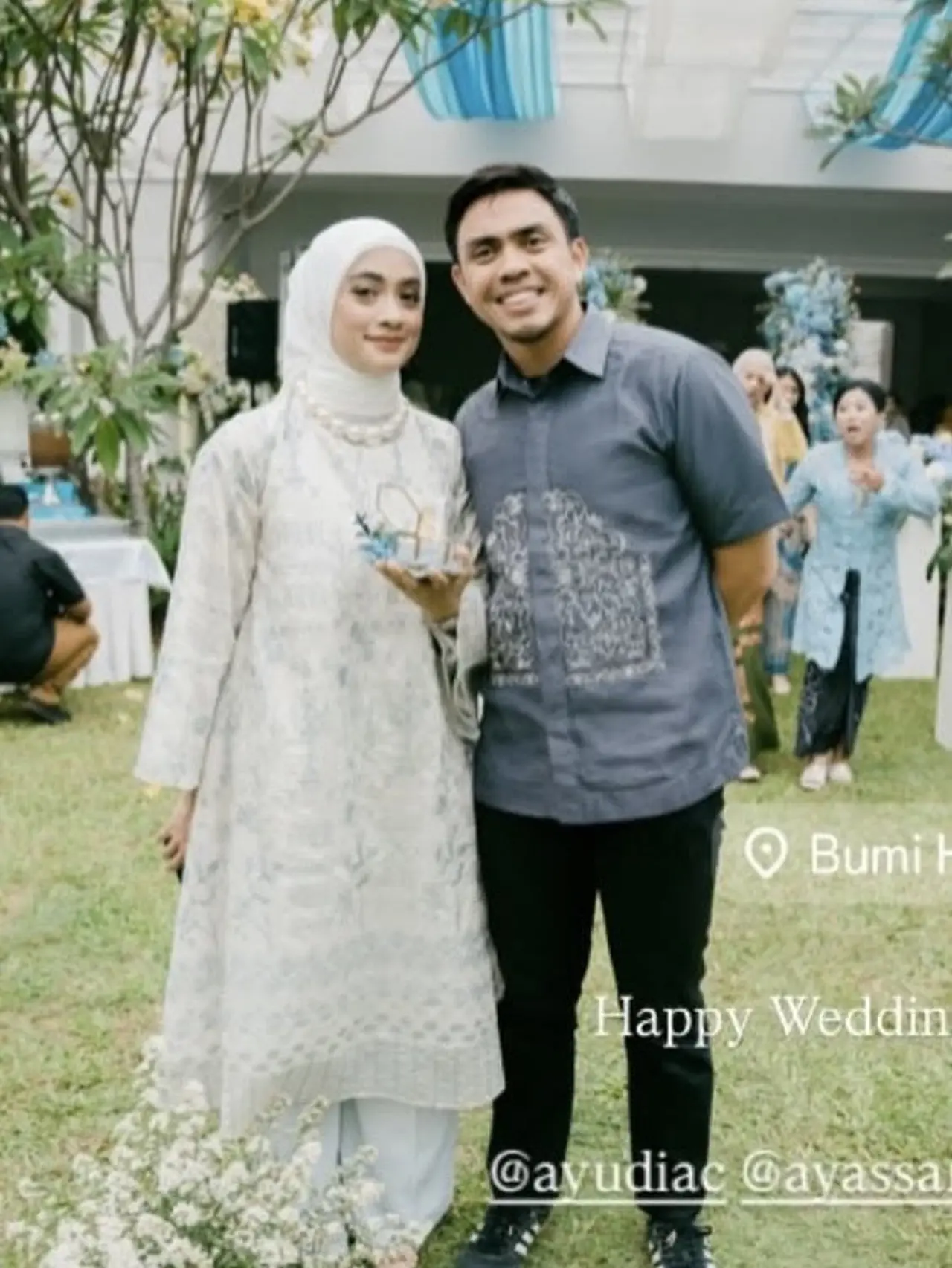 Gaya Sederhana Ayudia Bing Slamet saat Mengantar Ibundanya Menikah, Dibalut Tunik Rp400 ribuan ...