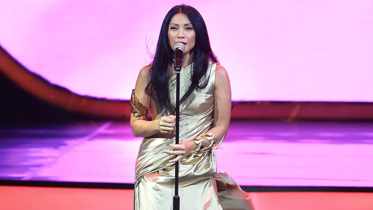 What We Remember, Single Anggun Naik Peringkat di Chart Billboard