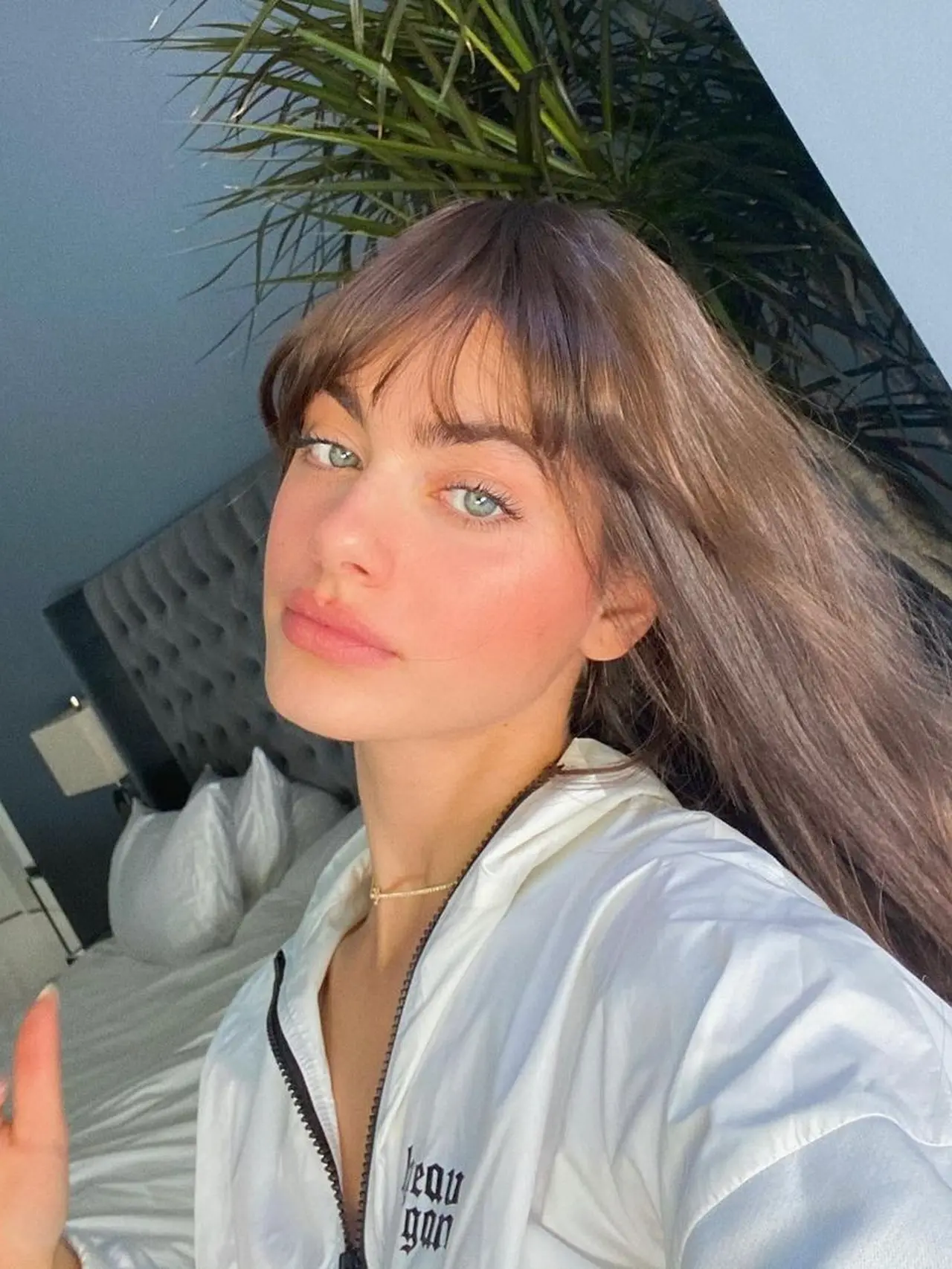 6 Fakta Yael Shelbia, Model Israel yang Dinobatkan Sebagai Wanita ...