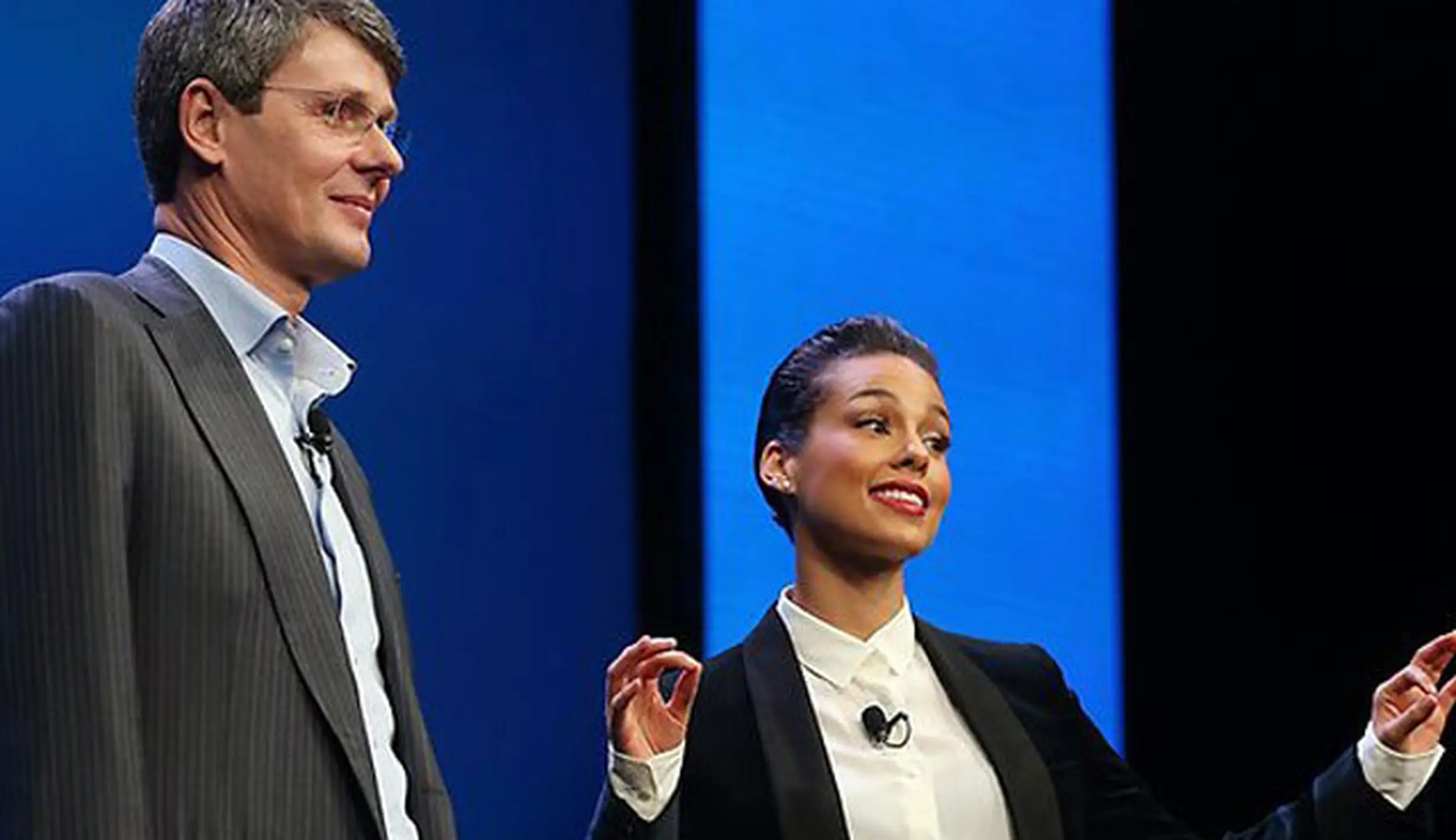 Alicia Keys Menjabat Posisi Penting di Blackberry, David Beckham Malah ...
