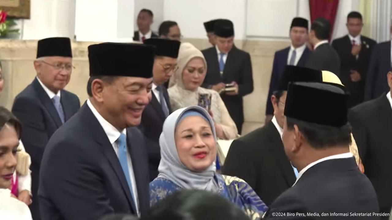 Mengenal Sjafrie Sjamsoeddin, Teman Dekat Prabowo yang Pernah Jadi ...