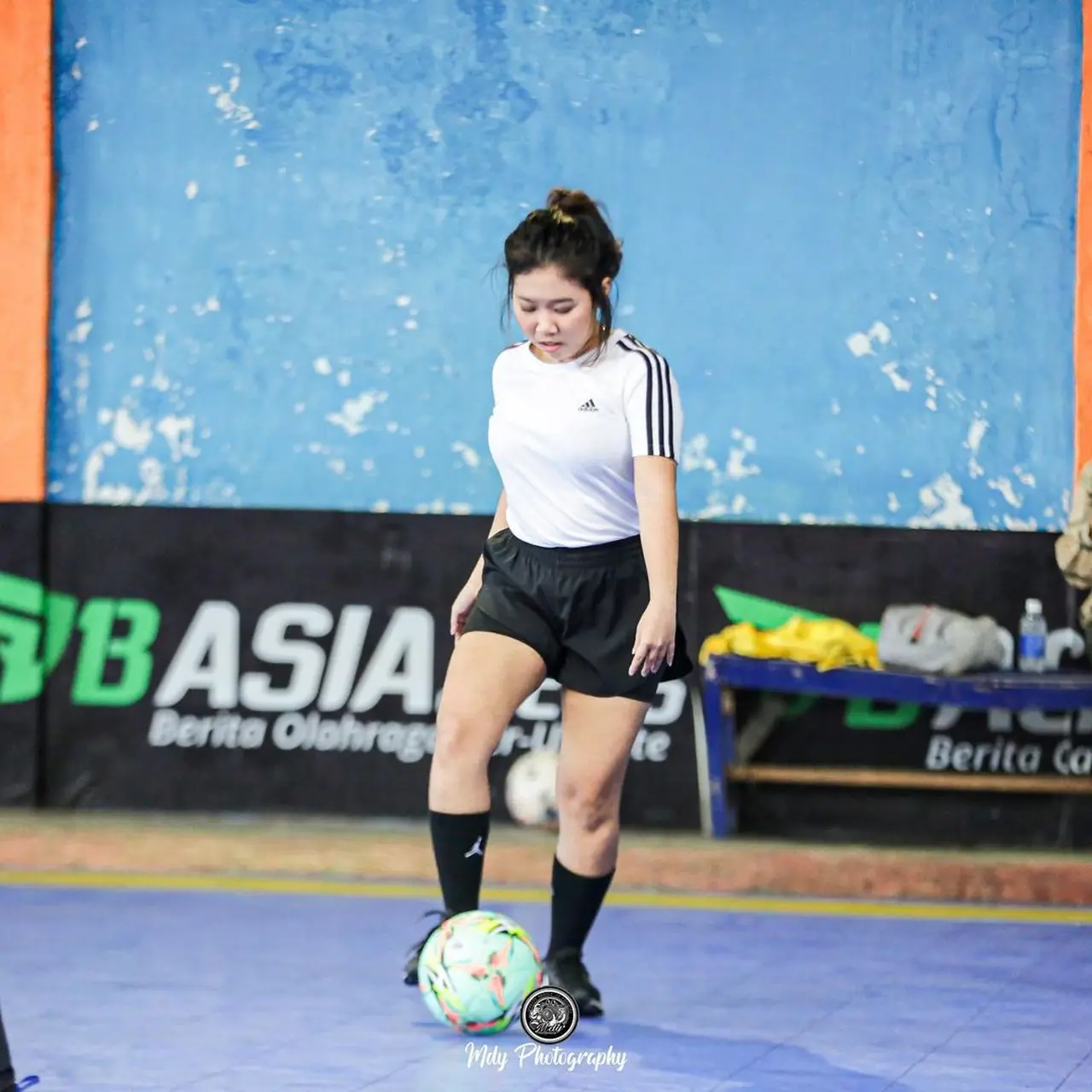 Dihujat Fans Leslar, Ini 7 Potret Kiky Saputri Saat Olahraga Targetkan Berat Badan 42 Kg - Hot ...