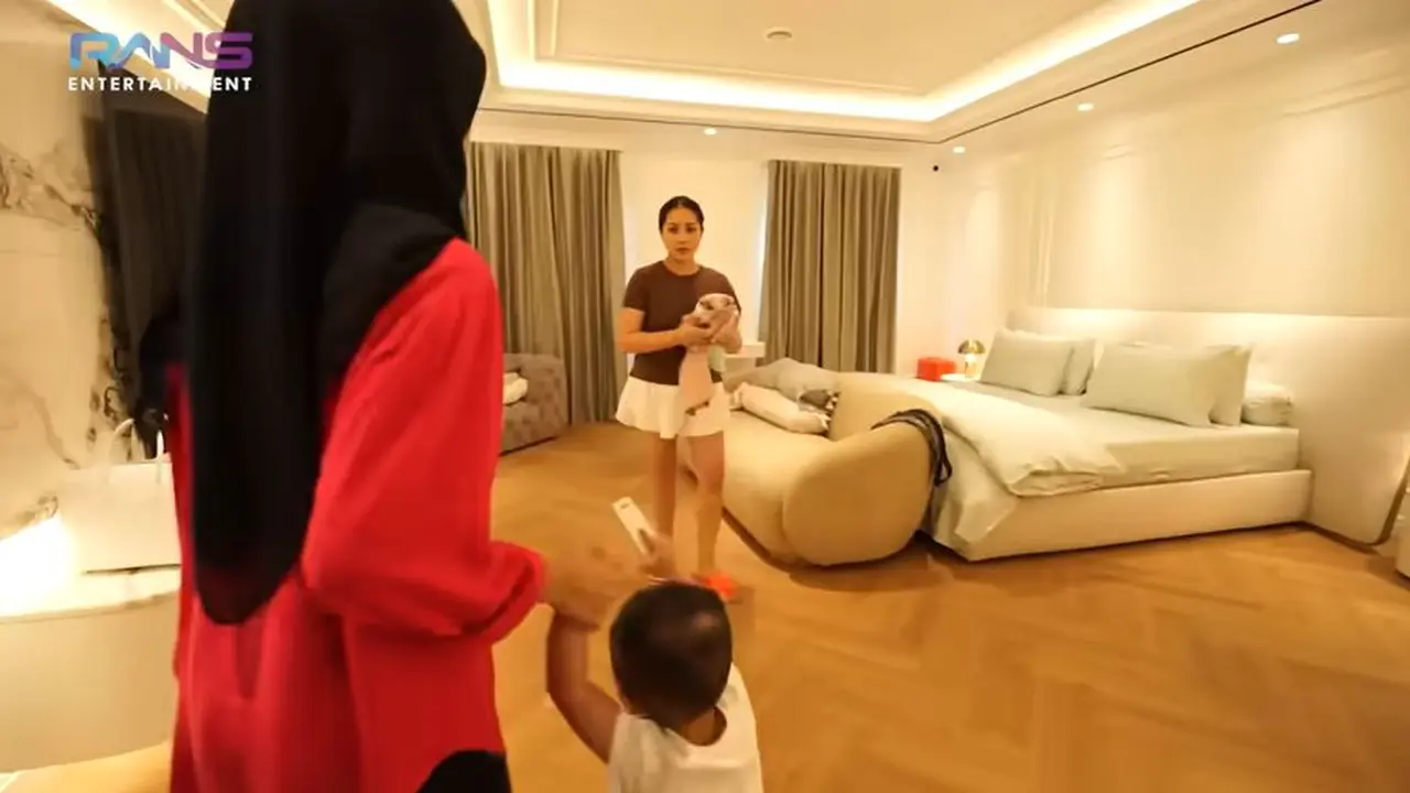 6 Potret Kamar Nagita Slavina dan Raffi Ahmad di Rumah Baru, Mewah Bak ...