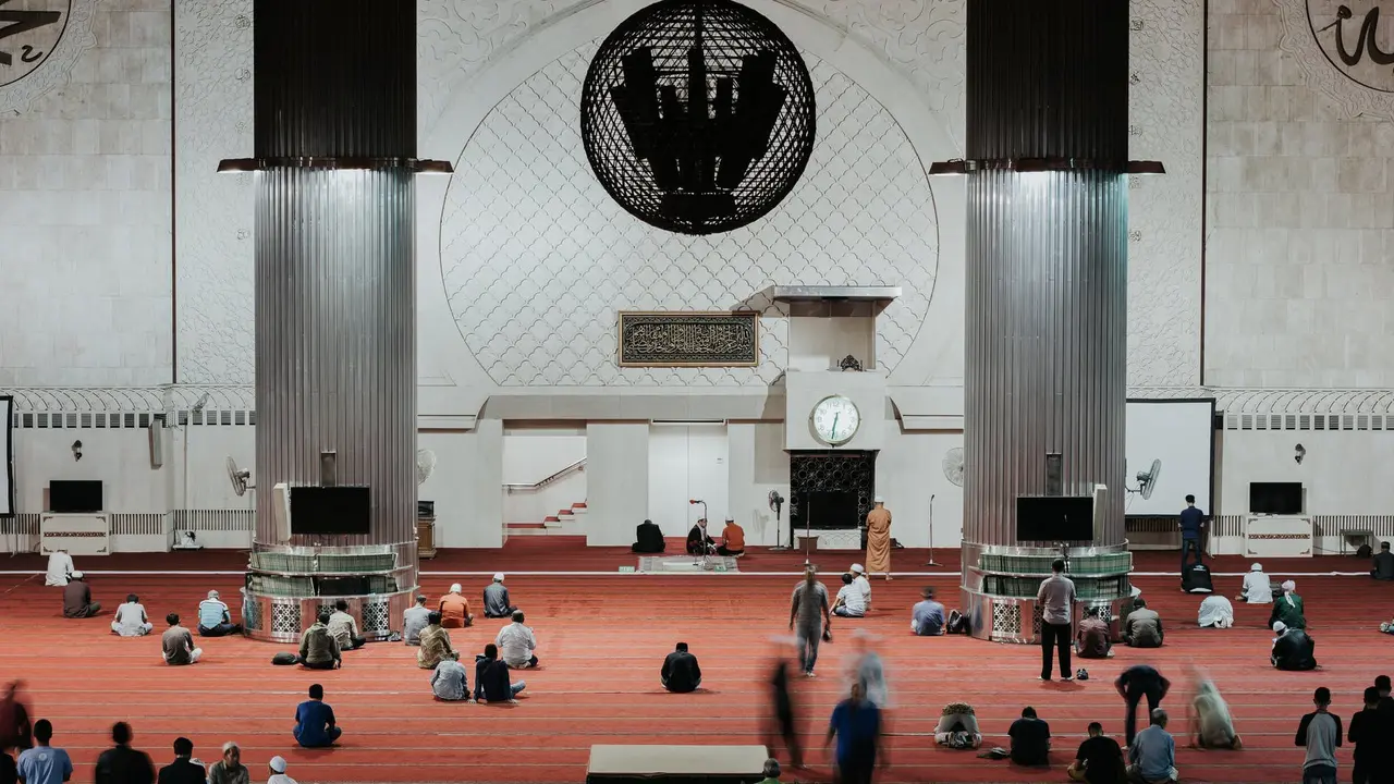 Religius adalah Sifat Keagamaan, Fungsi dan Dimensinya - Hot Liputan6.com